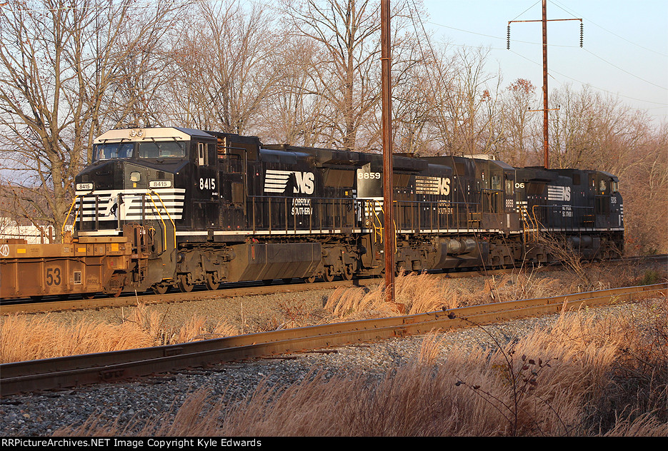 NS C40-9W #9206, NS C40-9 #8859, NS C40-8W #8415 on 20Q